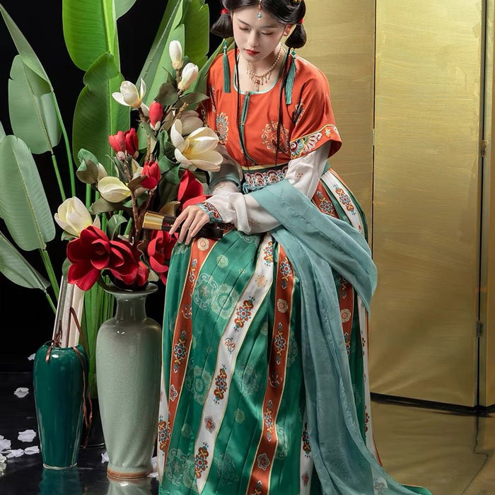 Red Green Qiyao Ruqun Chinese Tang Dynasty Women's Hanfu Dress